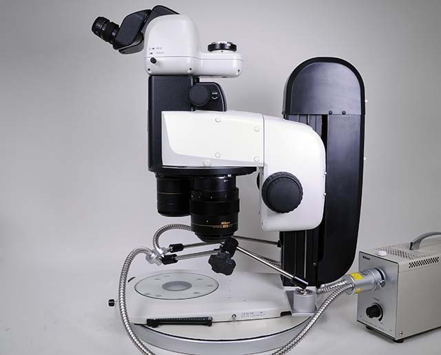 ニコン研究用高級実体顕微鏡【SMZ18 倍率：7.5 ～135x】
